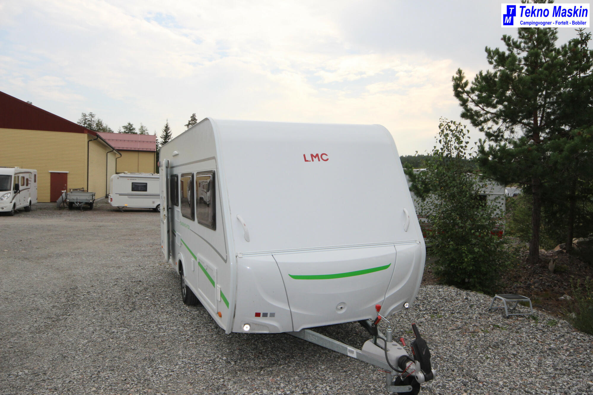 LMC Sassino 470 K Med køyer Bak 1200kg - Campingvogner - Teknomaskin AS