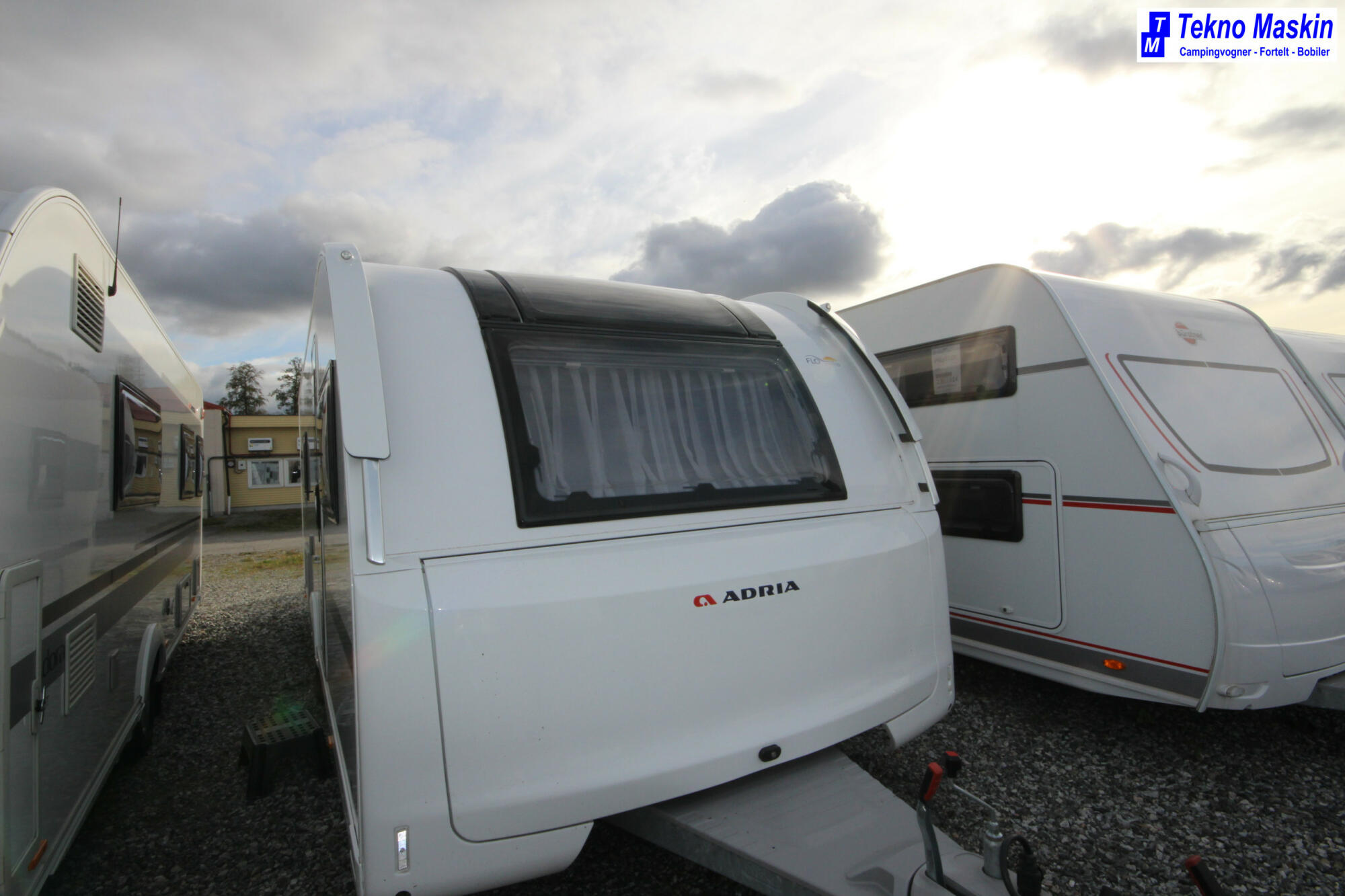 Adria 613 Queen Seng -Aircondition - Campingvogner - Teknomaskin AS