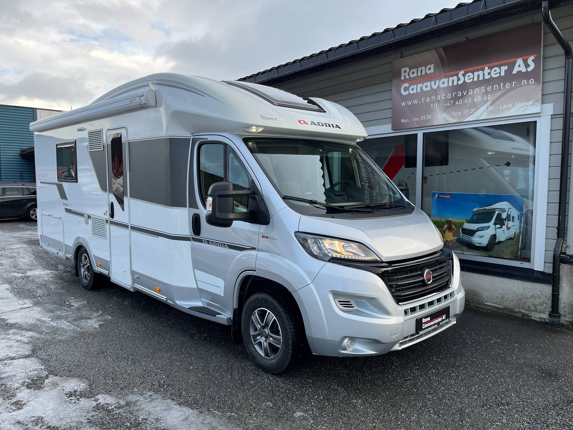 Adria Matrix Plus 670 SLT 2019 Bobiler