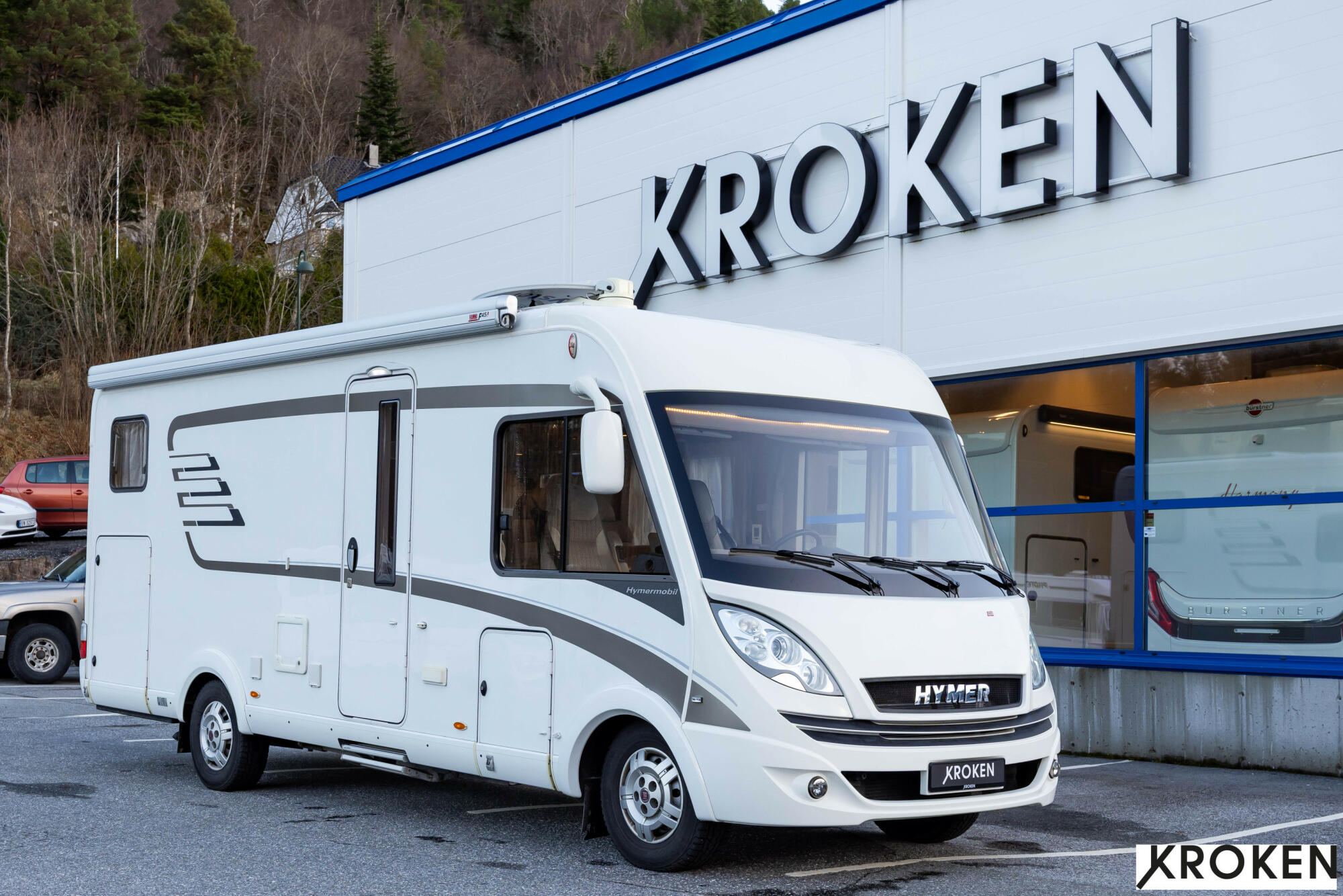 Hymer B 588 PL | Solcelle | Stekeovn | Pen bil... 2015 Bobiler