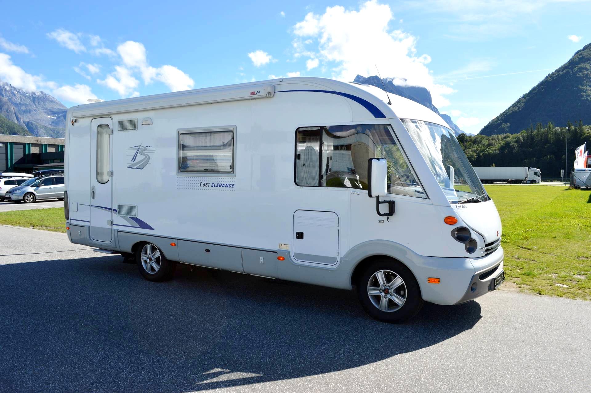 Bürstner Elegance i 681 2005 Bobiler